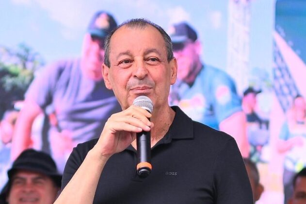 Omar Aziz lidera com folga corrida ao governo do Amazonas, aponta ...